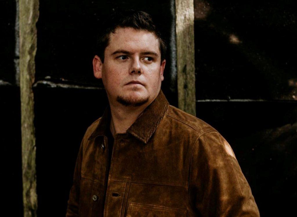 Dustin Collins - Cold Dead Hands - Ondergewaardeerde Liedjes