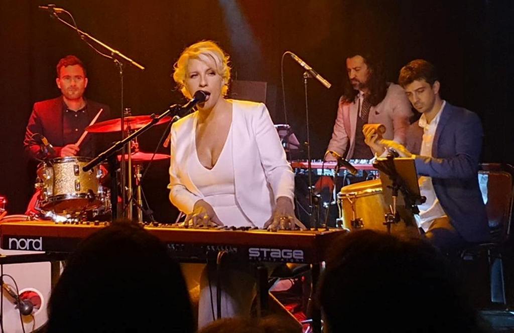 Izo Fitzroy - I Want Magic - Ondergewaardeerde Liedjes